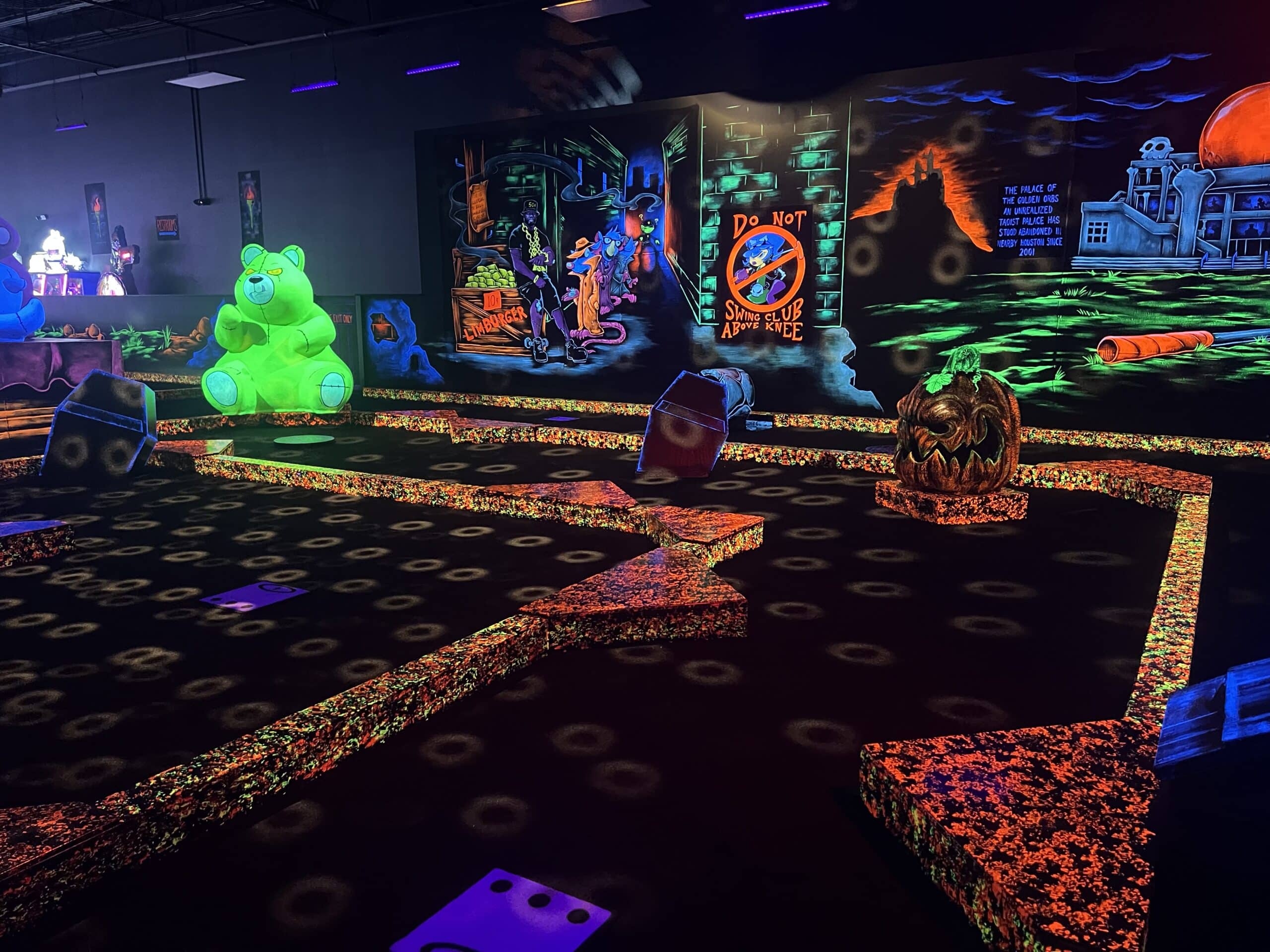 Mini Golfing Near Tampa, FL | Monster Mini Golf