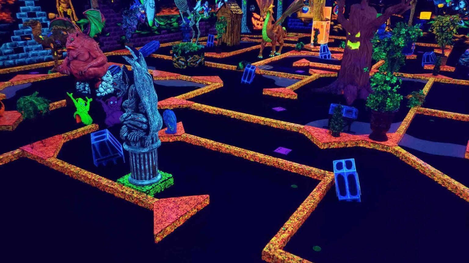 Glow In The Dark Mini Golf | Family Fun! | Monster Mini Golf