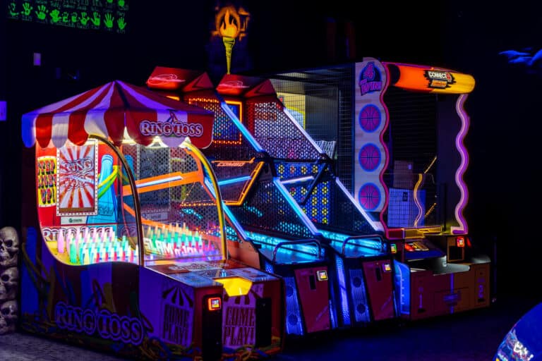 Indoor Mini Golf, Arcade & VR Games In Eatontown | Monster Mini Golf