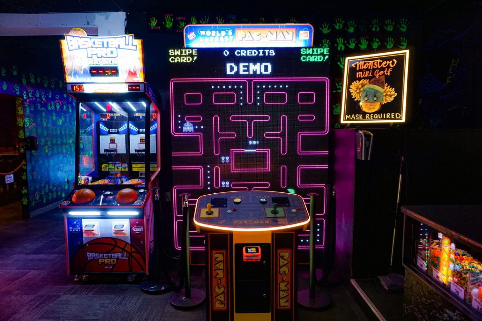 Mini Golfing, Laser Maze, Bowling & More In Allentown, PA